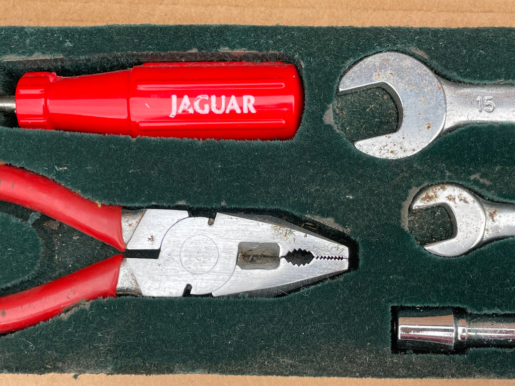 Jaguar X300 under bonnet/ Hood Tool Kit – Black Cherry Jaguar