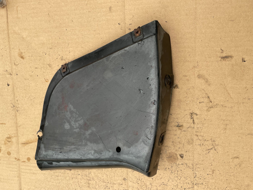 Jaguar XJ40 86-92MY left side lower front valance fill piece, wheel ar ...