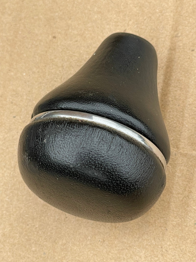 Daimler Jaguar XJ40 X300 X308 XK8 black leather gear knob auto shifter ...