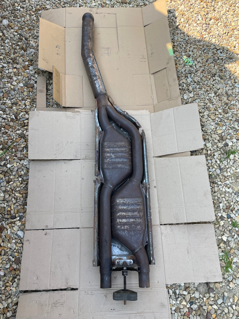 Jaguar XJ40 91-94 Catalytic Converter Exhaust – Black Cherry Jaguar