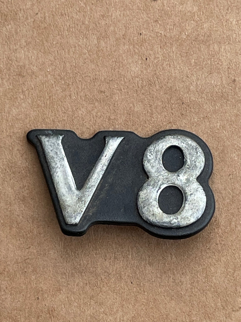 Jaguar X308 XJ8 v8 B post Badge emblem logo – Black Cherry Jaguar