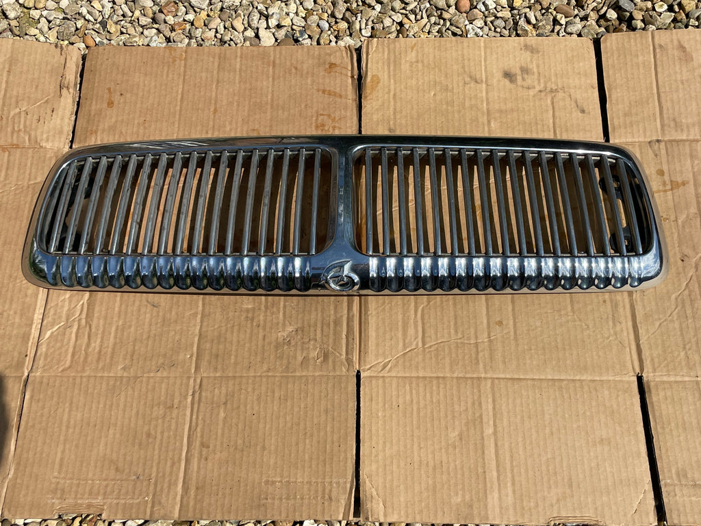 Daimler JAGUAR X300 X305 VDP Fluted Front Radiator Grill – Black Cherry ...