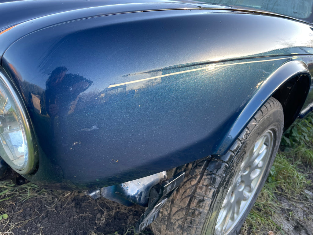 Daimler Jaguar X300 X308 left side Fender Wing – Black Cherry Jaguar