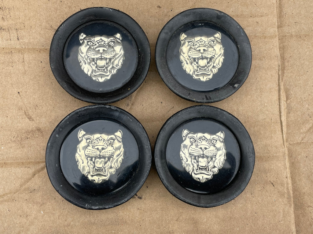 Jaguar X300 X308 XK8 XJ40 XJS series 3 Growler wheel badges x4. – Black Cherry Jaguar