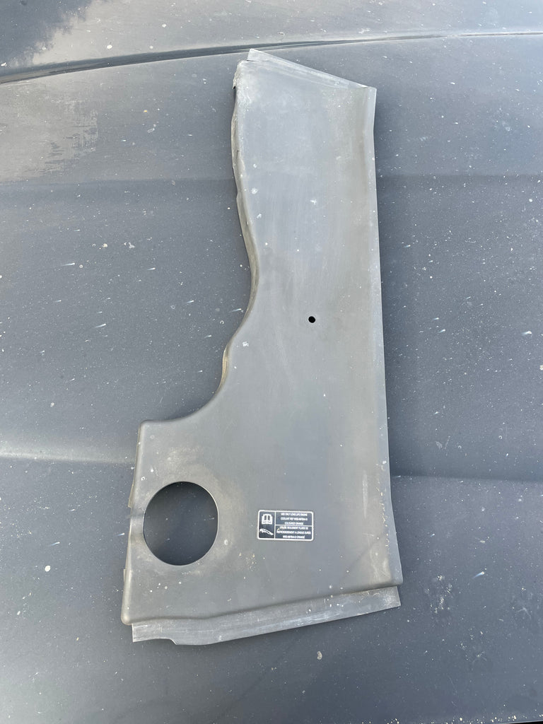 Jaguar X308 XJR XJ8 V8 Rear Of Engine Trim Cover – Black Cherry Jaguar