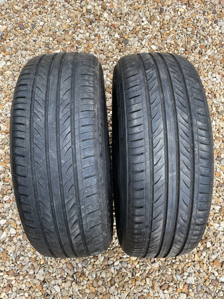 Jaguar XJ8 X308 XJ40 X300 XJ6 16” tyres 225/60/16 x2 6mm tread 2017 DO ...