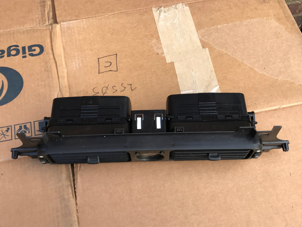 Jaguar X308 XJ8 Dash Heating Climate Control Vent Ventilation With Clo ...