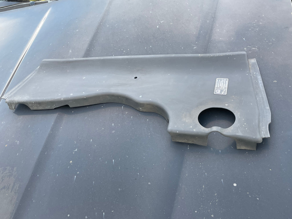 Jaguar X308 XJR XJ8 V8 Rear Of Engine Trim Cover – Black Cherry Jaguar