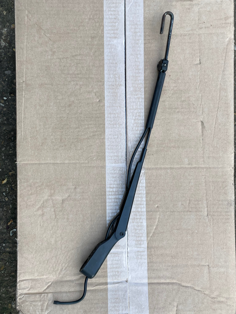 Jaguar X308 XK8 windscreen wiper with Nut Cover with jet wash – Black ...