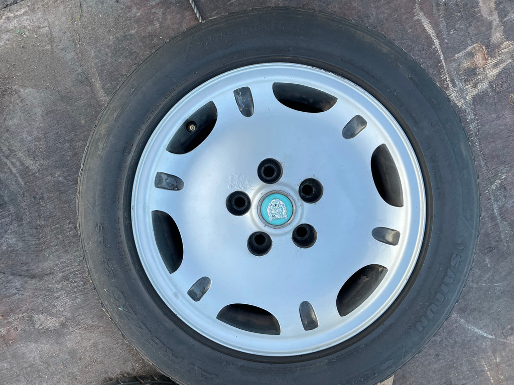 Daimler Jaguar X300 X308 XJ40 Dimple 16” alloy wheel and tyre x1 8Jx16 ...