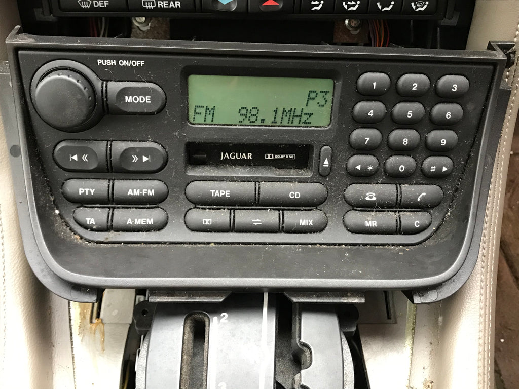 Daimler Jaguar X308 XJ8 stereo Radio cassette player LNC4100AA – Black ...