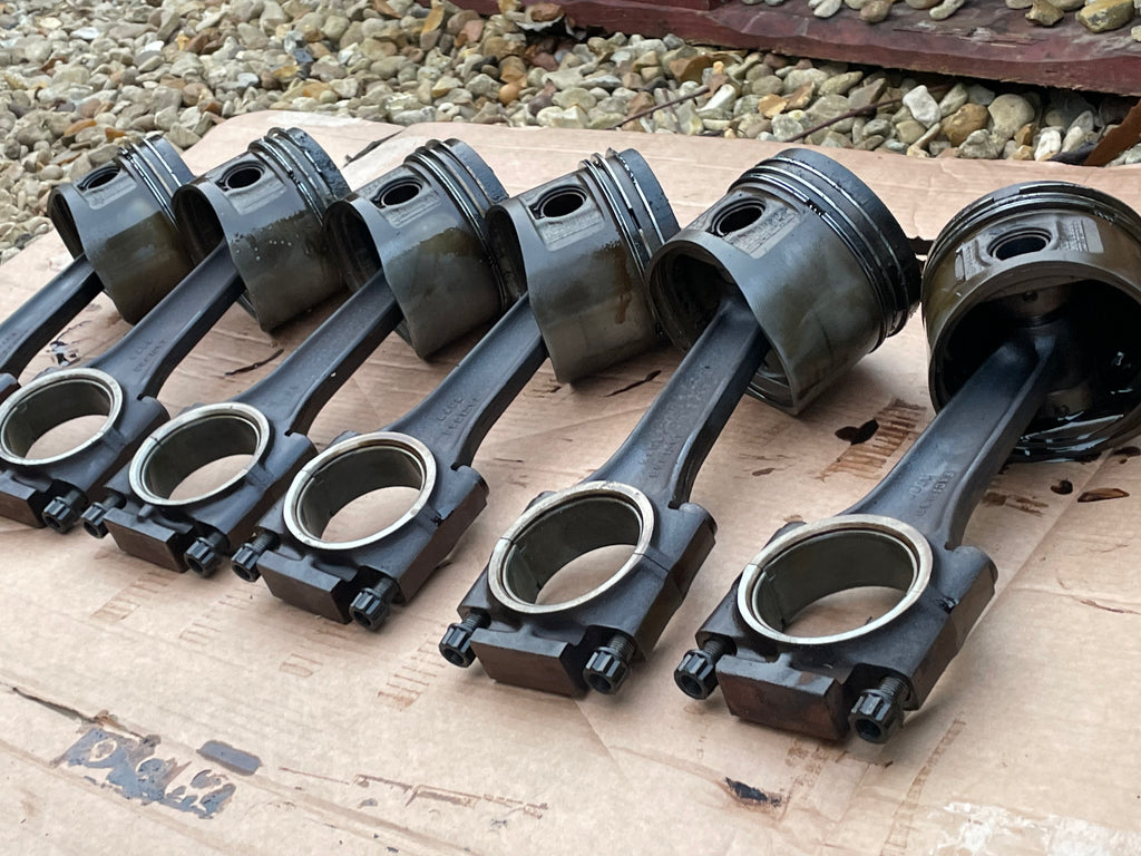 Jaguar XJS XJ40 3.6 AJ6 engine Pistons & Con Rods set of 6. – Black ...