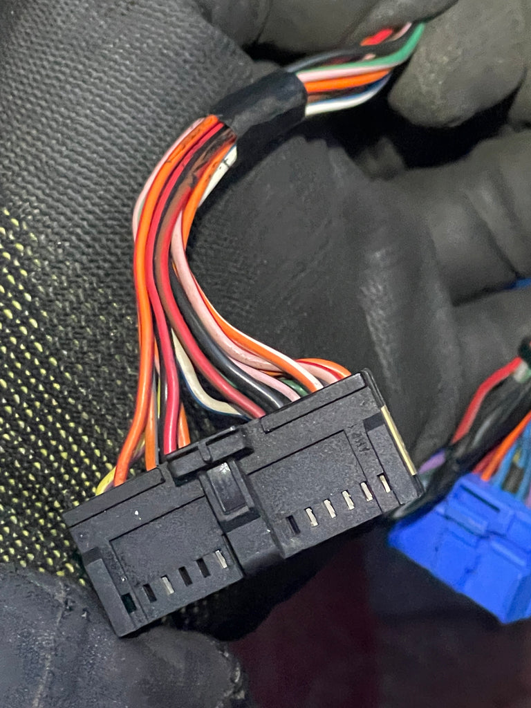 JAGUAR XJ40 Electrical connector plugs for Analogue Instrument Cluster ...