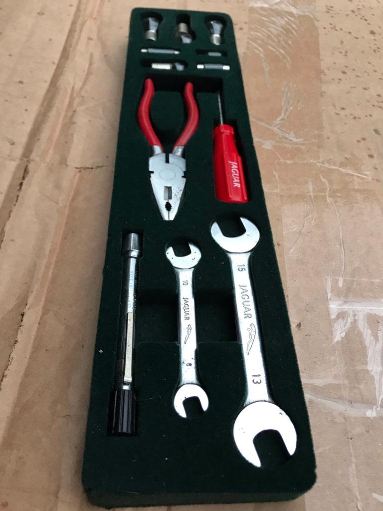 Daimler Jaguar X300 under bonnet Tool box Kit – Black Cherry Jaguar