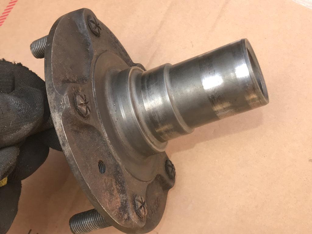 Jaguar x300 XJ40 XJS XK8 Rear Hub CCC2913 CCC2914F – Black Cherry Jaguar