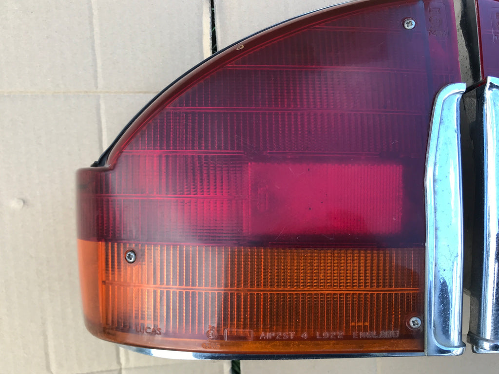 Jaguar XJS XJ-S Rear Lamps Tail Lights X2 Set – Black Cherry Jaguar